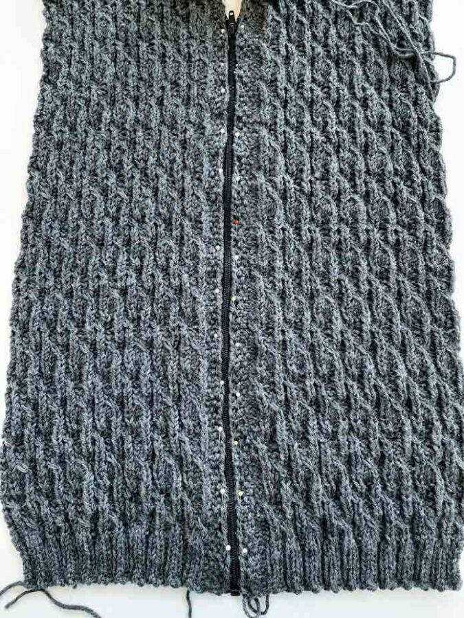 How to sew a zipper into knitwear | Make it flawless! - KNITmuch