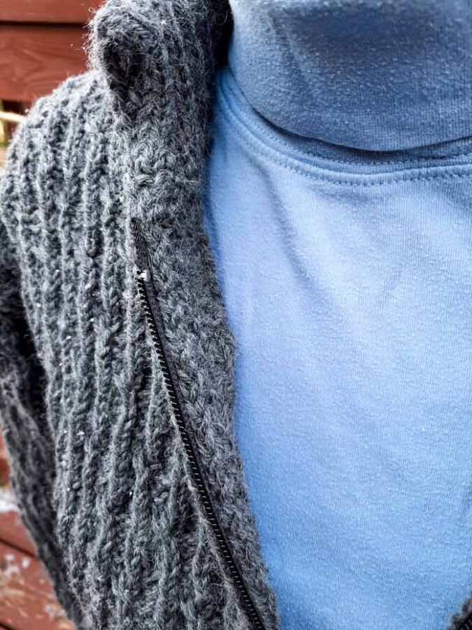 How to sew a zipper into knitwear | Make it flawless! - KNITmuch