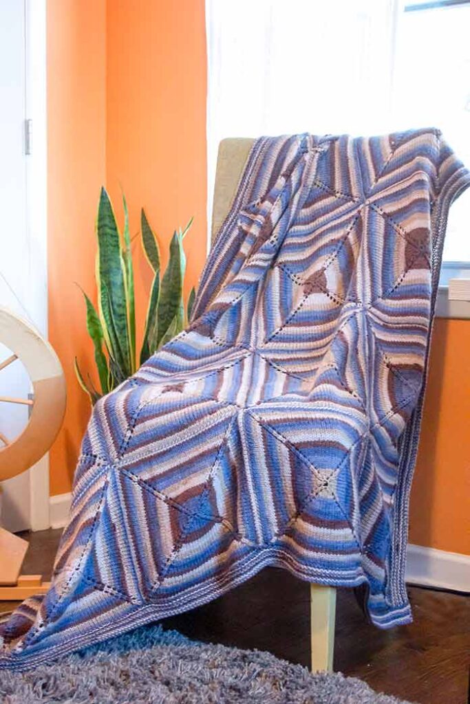 5 fabulous free patterns to knit using Universal Yarn Deluxe Stripes ...